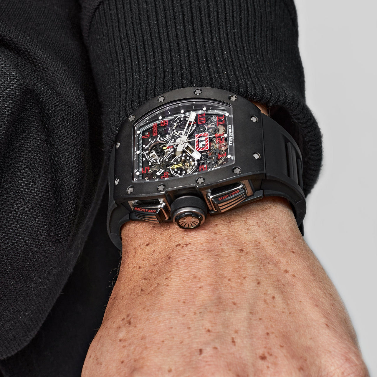 Richard Mille RM 11 AJ TI Felipe Massa Titanium Red Numeral richard-mille-rm-11-aj-ti-felipe-massa-titanium-red-numeral